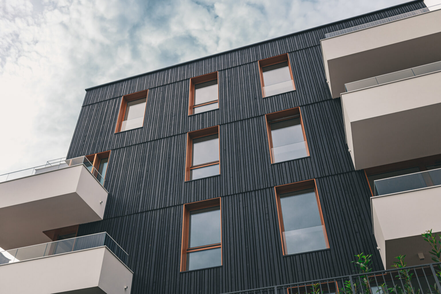 Bertrand - Okna i drzwi premium